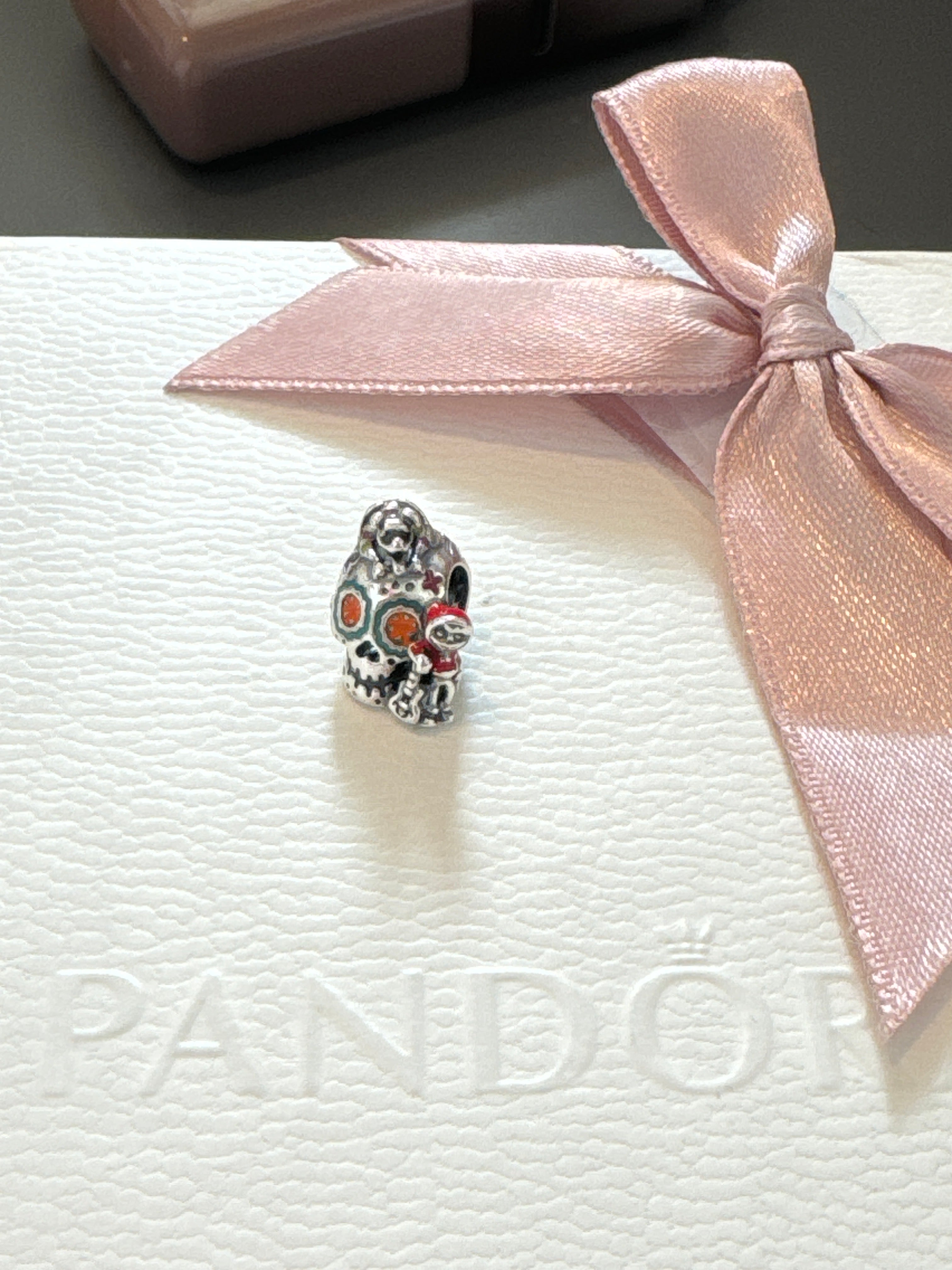Genuine Pandora Disney Pixar Coco Miguel & Dante Skull Glow-in-the-dar ...