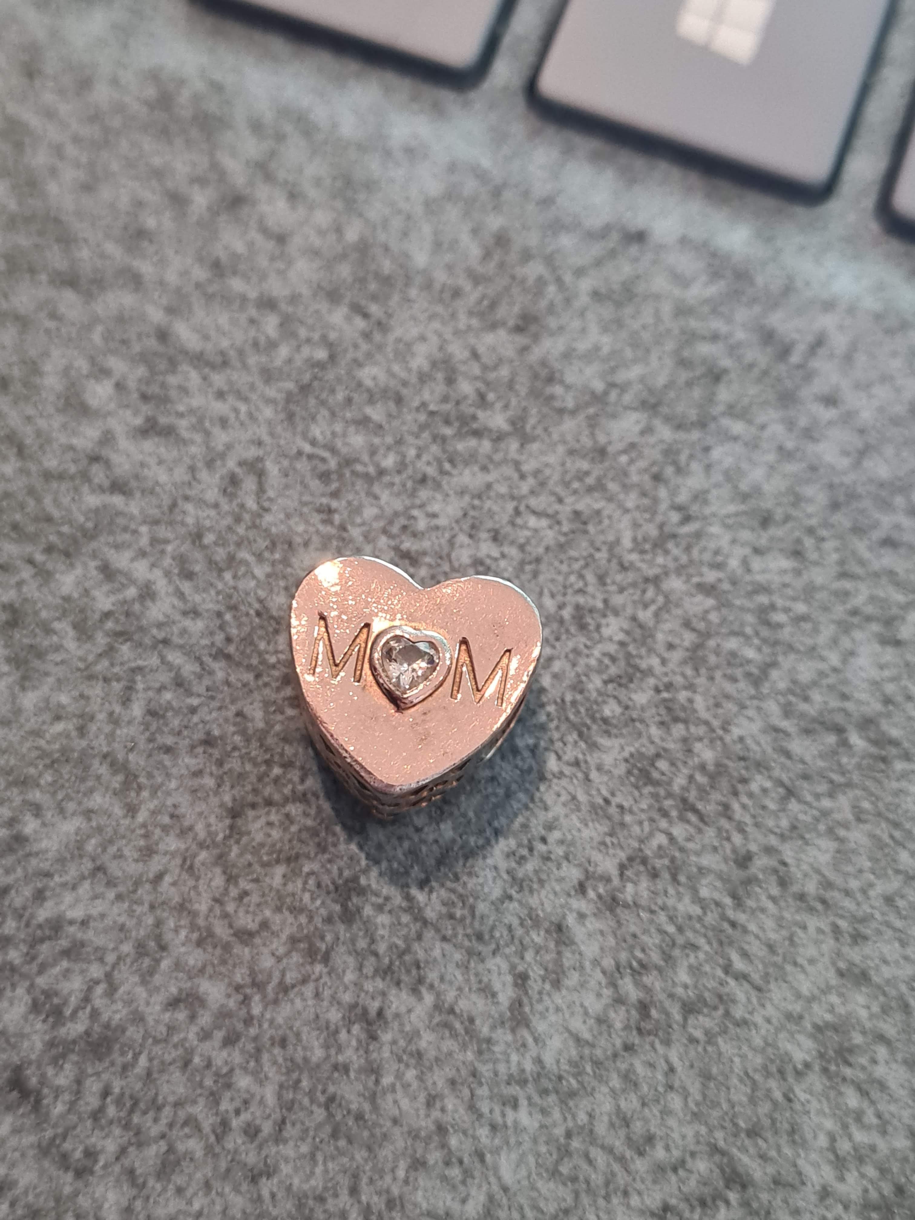 Genuine Pandora Rose/Shine Gold Mum Heart With Stone – Preloved Pandora ...