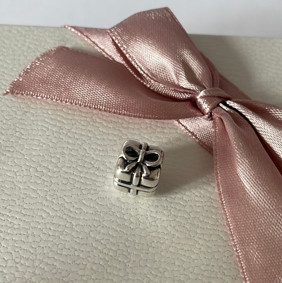 Second-Hand Genuine Pandora Jewellery – Preloved Pandora Boutique
