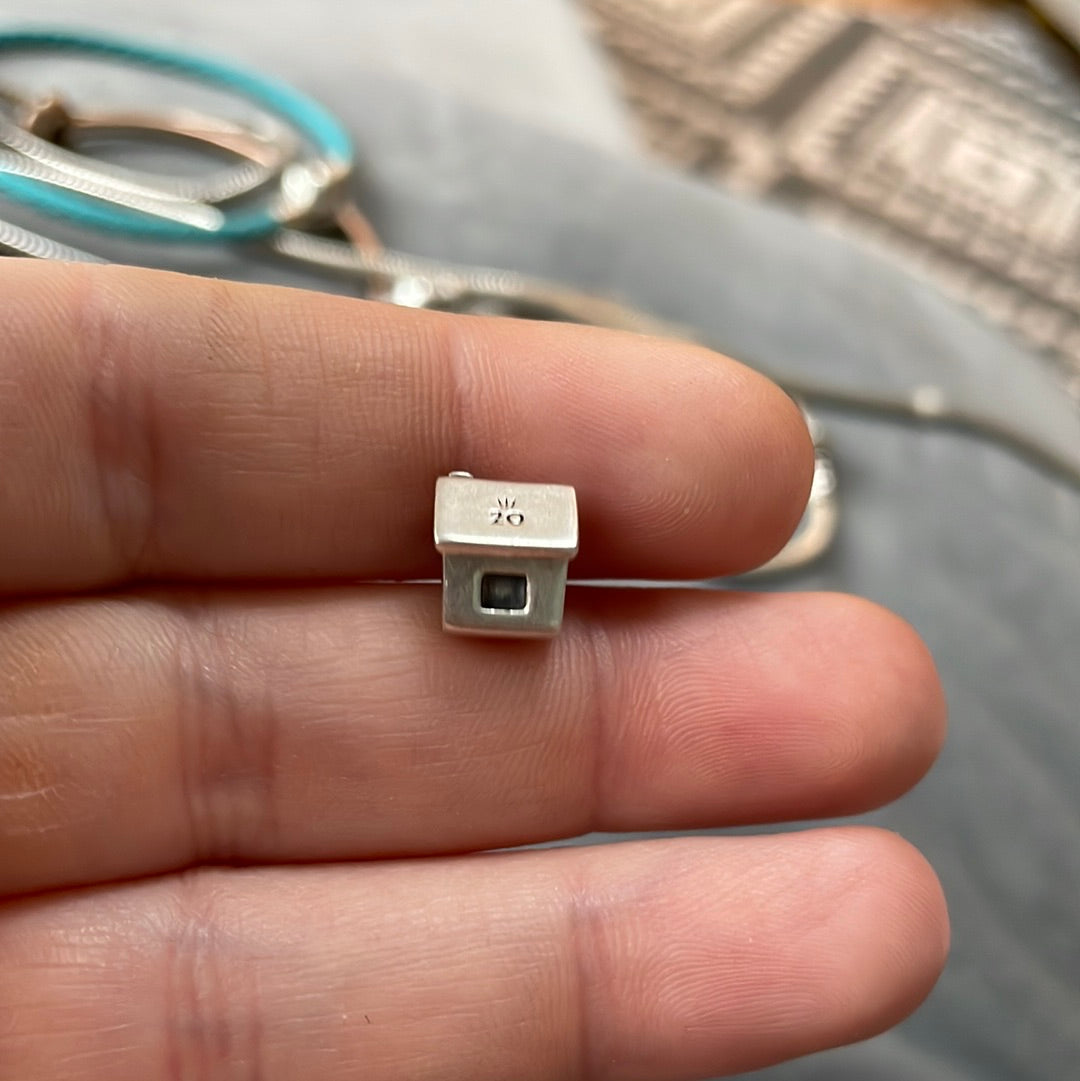 Genuine Pandora 20th Anniversary House No.12 December – Preloved ...