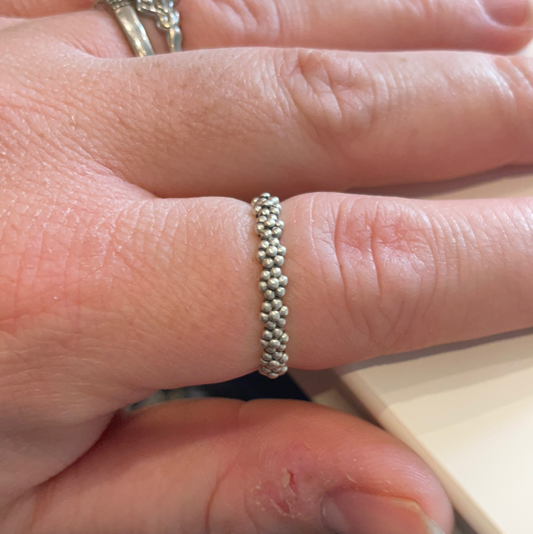 Genuine Pandora Daisy Ring Size 56 – Preloved Pandora Boutique